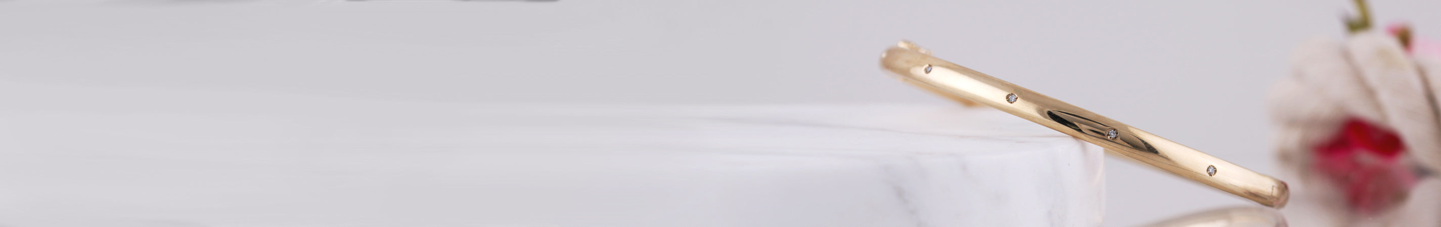 Bracelets | Gold, Diamond & Gemstones Bracelets from Rocks Jewellers